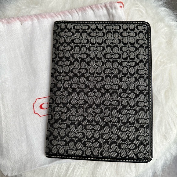 Coach | Accessories | Nwt Rare Vintage Mini Signature Coach Photo ...